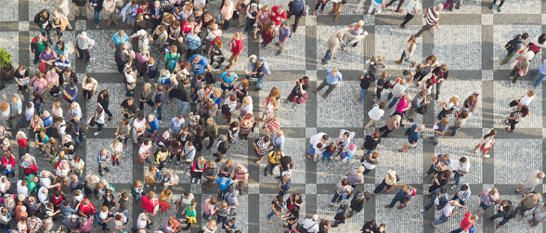 How does ochlophobia, the fear of crowds, develop? | Anxiety.care